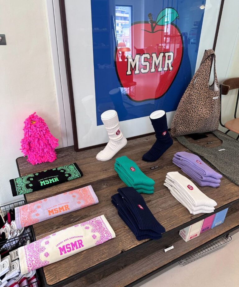 編集部が行く！最新韓国トレンドガイド【MSMR】パケ買い必至！かわいすぎる靴下屋さんの店舗をレポ