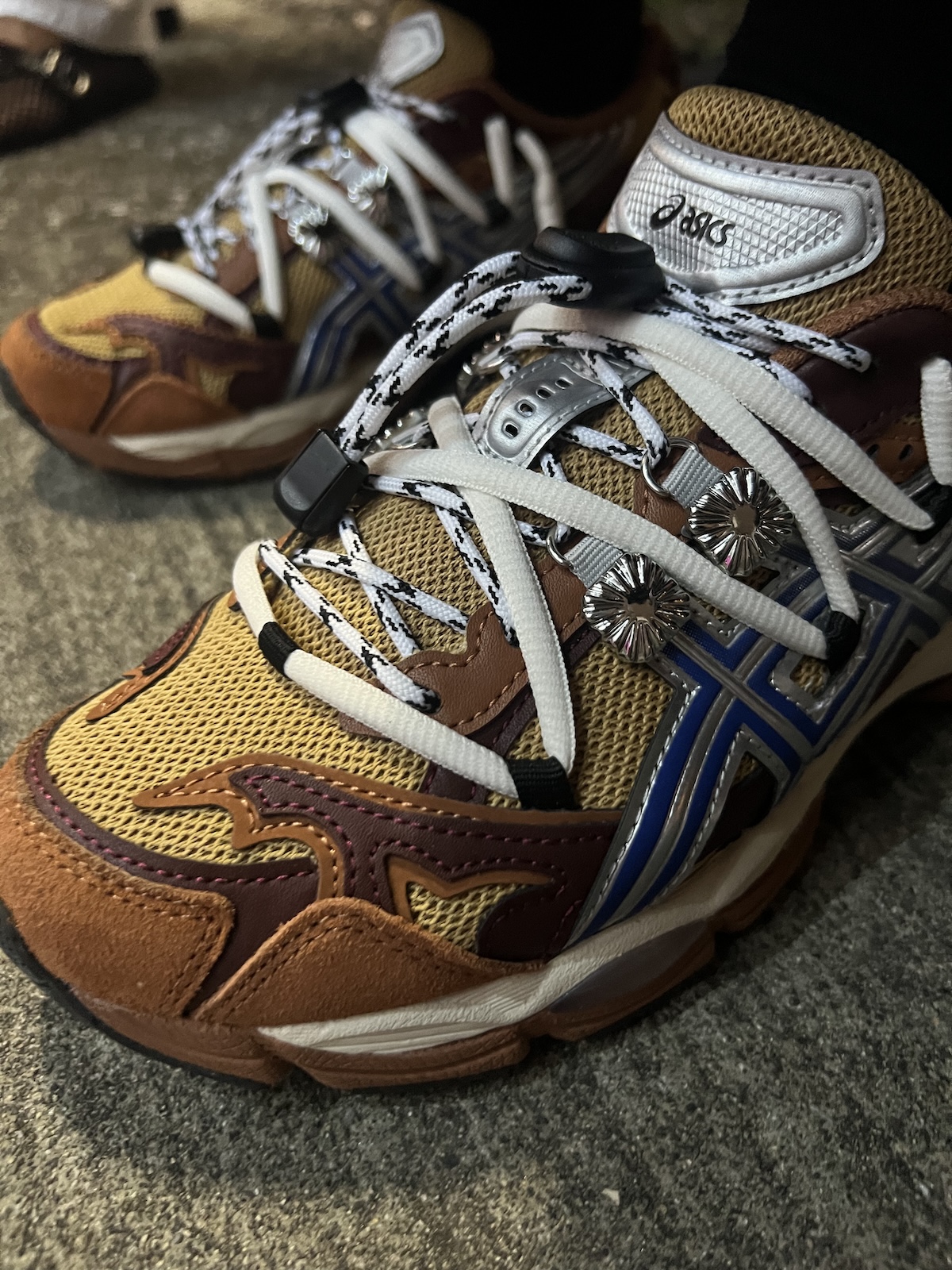 10月17日国内発売｜TOGA ARCHIVES x ASICS GEL-CUMULUS 16 TG 超人気コラボ☆2025年ベストリリースか ...