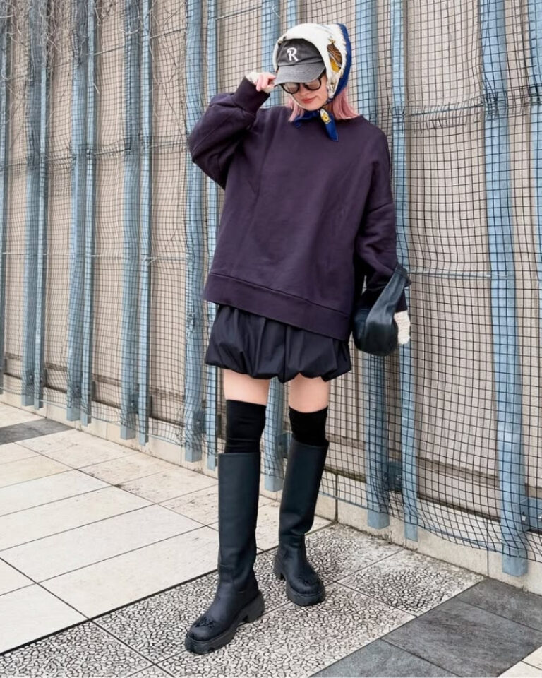 【2025最新トレンド】バブーシュカってなに？似合うスニーカーやスタイリングまで徹底解説